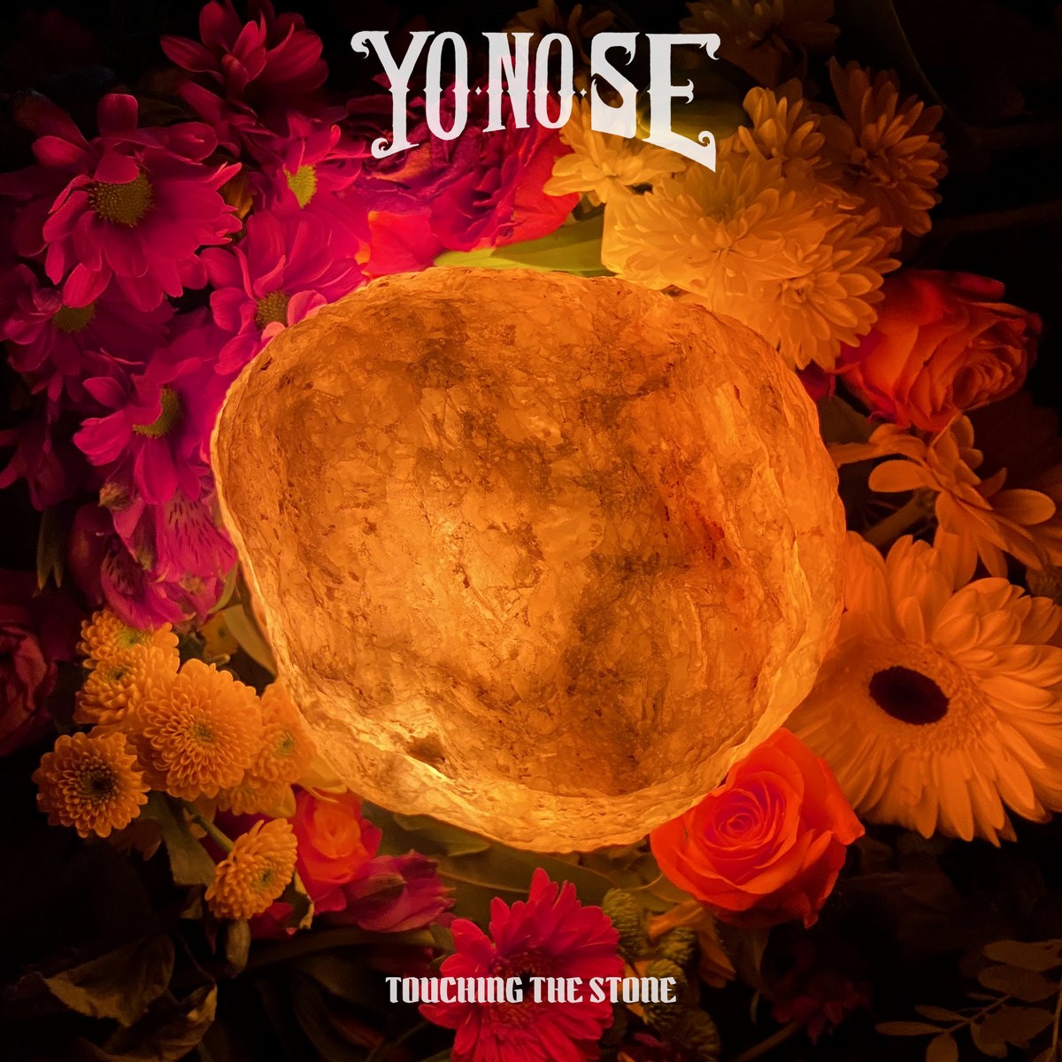 Recensie Yo No Se Touching The Stone